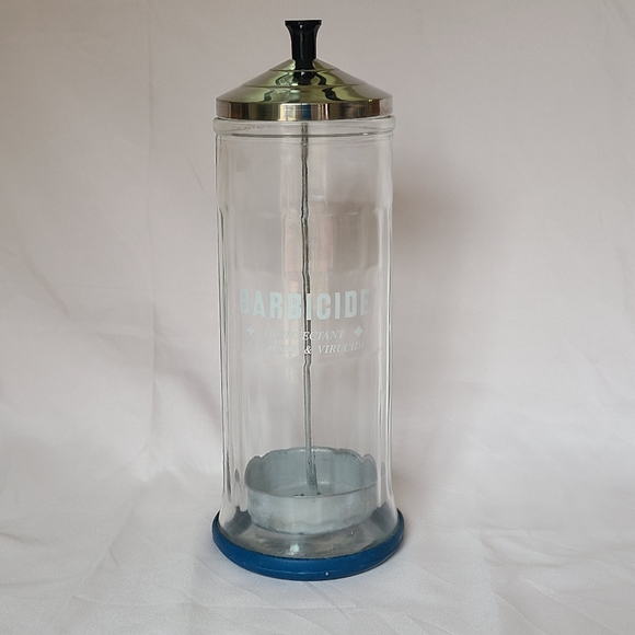 King | Storage & Organization | King Research Barbicide Disinfecting ...